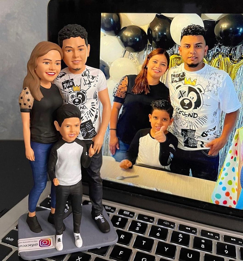 Family 3d Miniature Statue – 3d sculpture